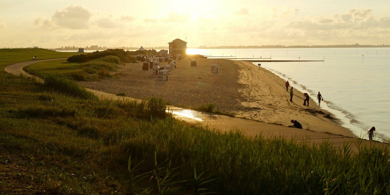 Hooksiel Strand - Der schöne Nordseestrand an der Nordsee